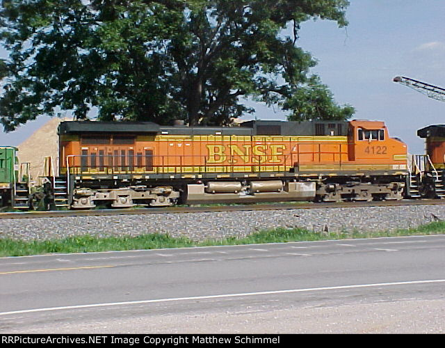 BNSF 4122